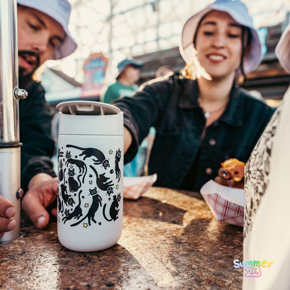 Cat and Cloud Coffee – Cat & Cloud